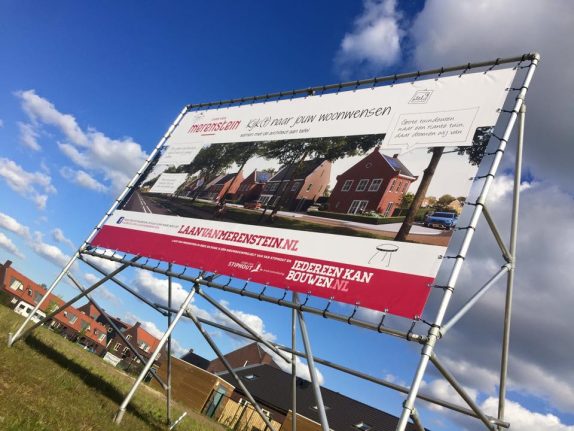 Spandoek in frame | Reclame Productie Nederland